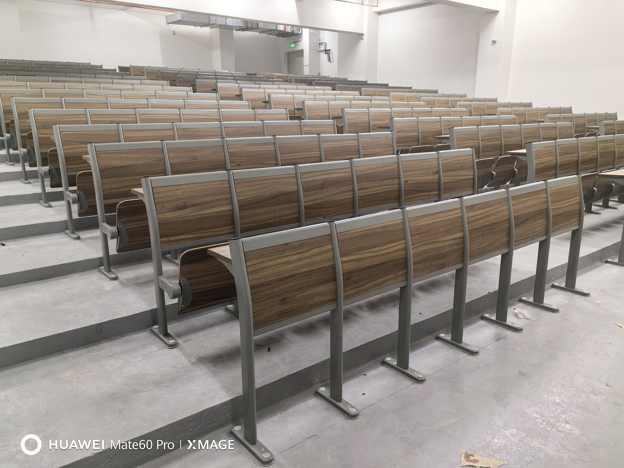 What’s the Advantage of Using Ladder Classroom Desk and Chair - YingChi